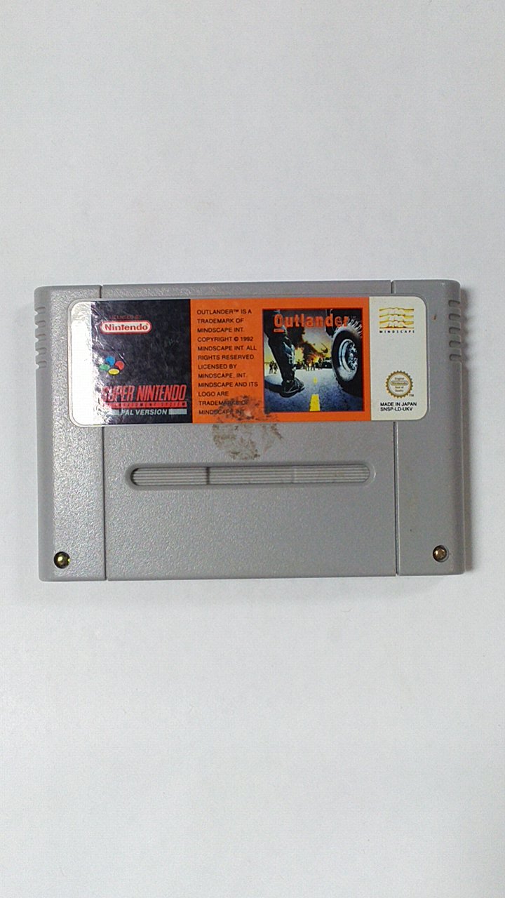 Retrospelbutiken.se – Outlander (Super Nintendo)
